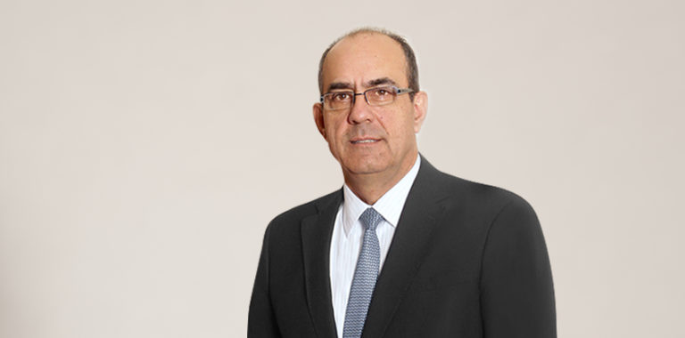 Entrevista en Radio Agricultura a Claudio Ruff, rector de la U ...